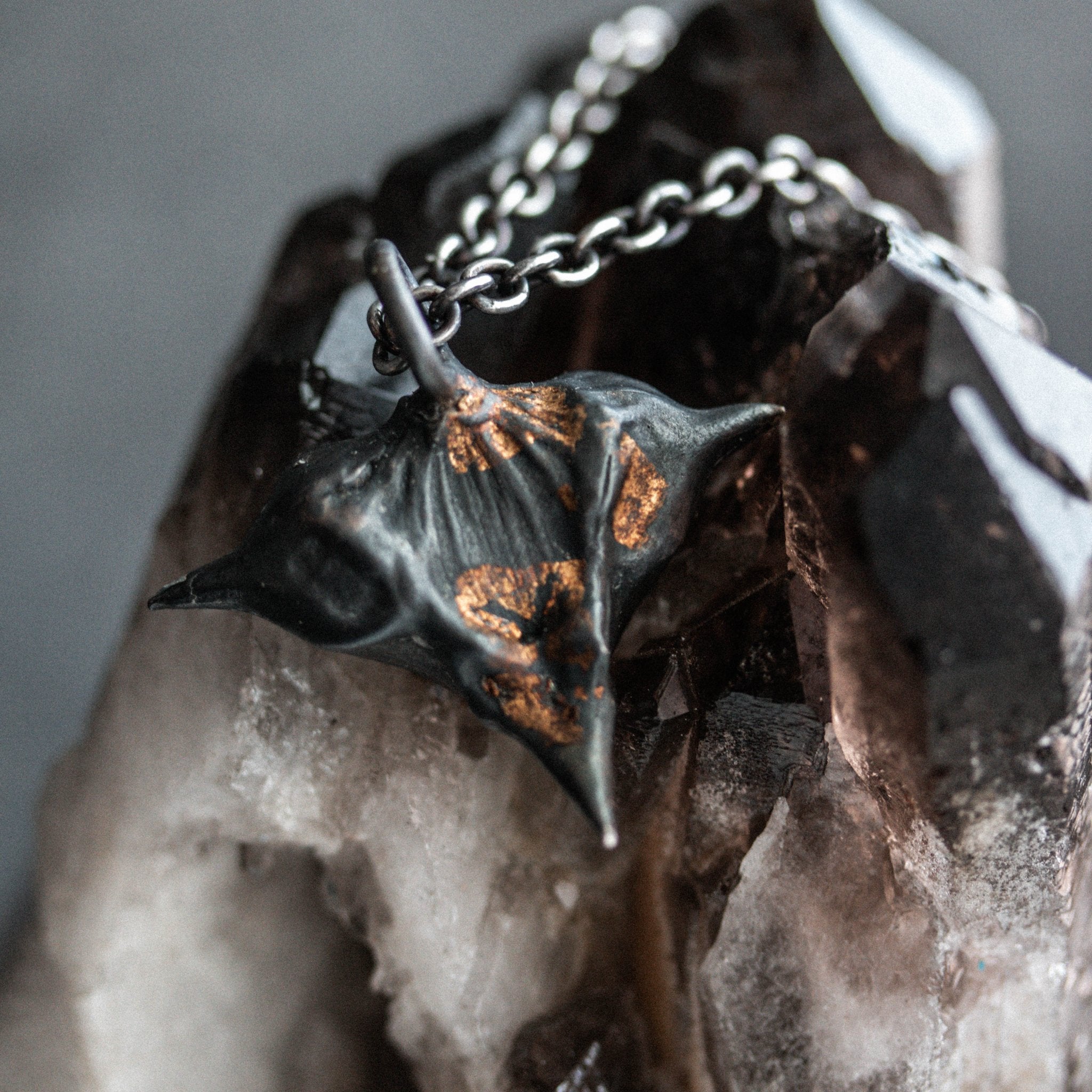 Devil Pods Charm - Machinations