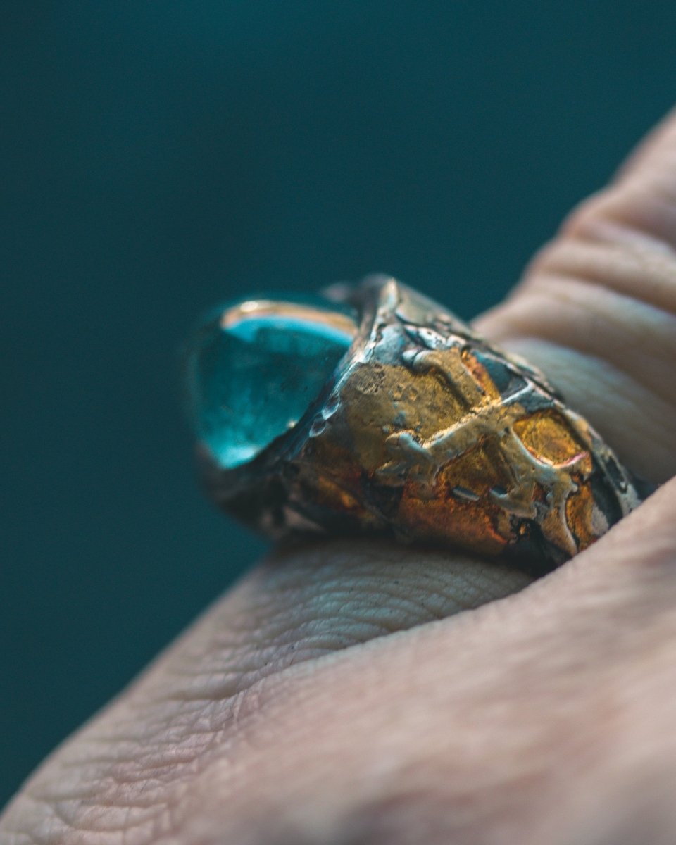 Oculus Aquamarine Ring: Your Personal Scrying Stone - Machinations
